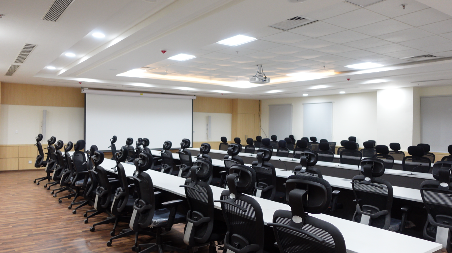 Experience Smart Classrooms with System Integration Solutions | Vallect ...